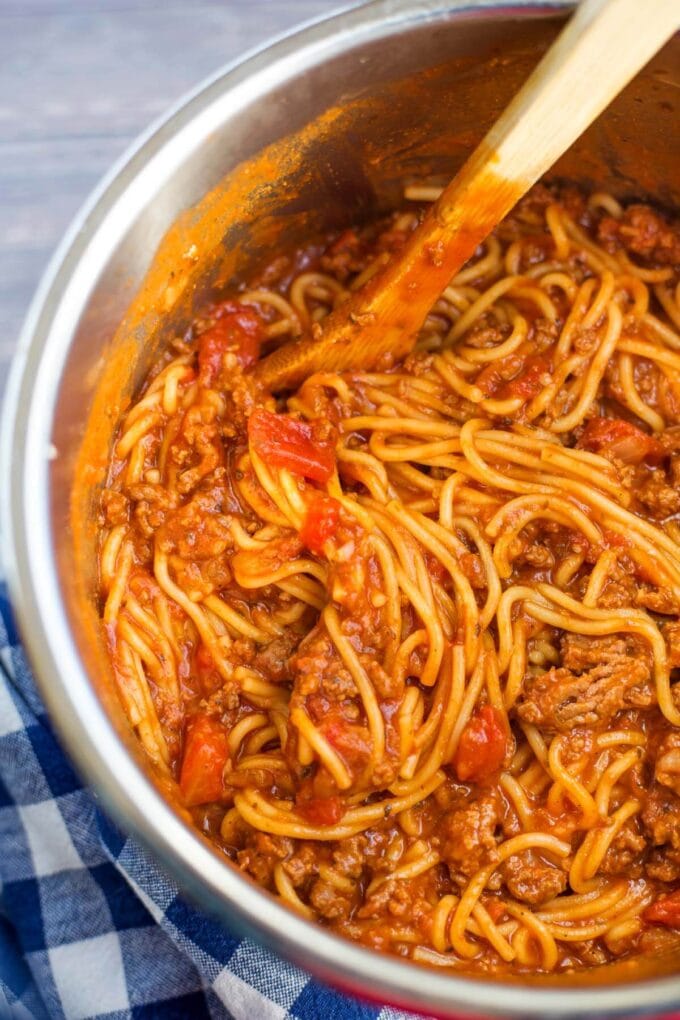 Instant Pot Spaghetti with Meat Sauce - Simply Happy Foodie