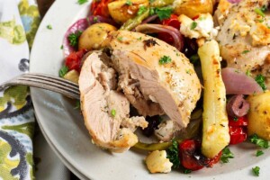 Greek Sheet Pan Chicken Dinner - Simply Happy Foodie