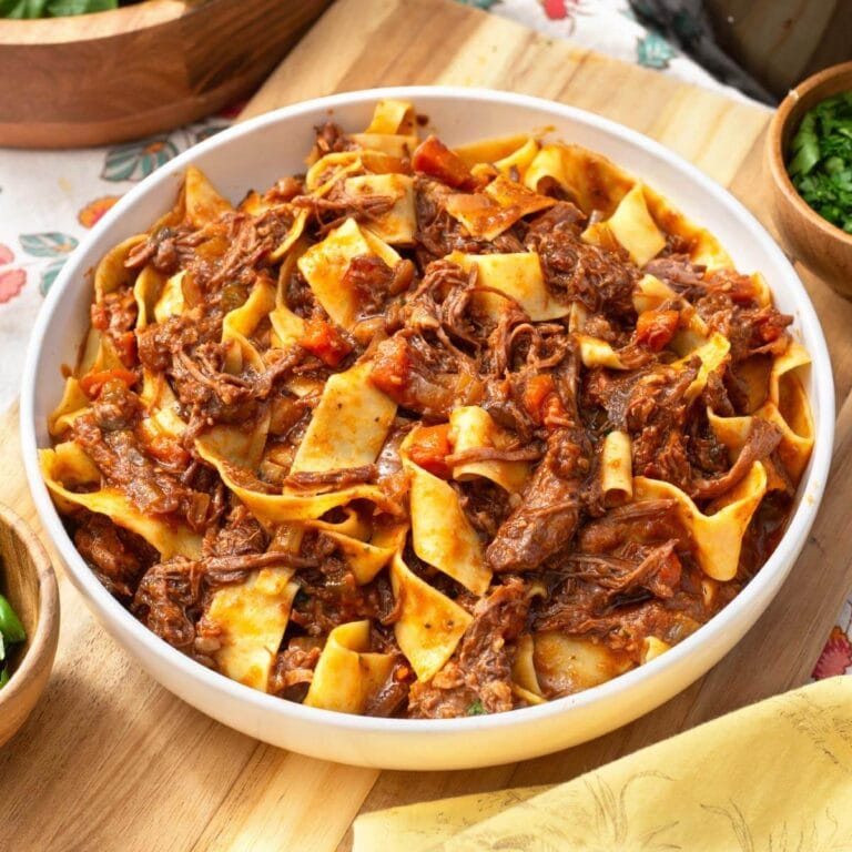 Crockpot Beef Ragu - Simply Happy Foodie